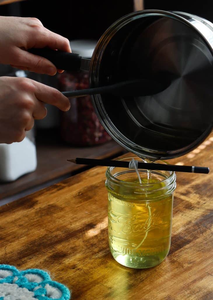 How to Make Tallow Candles - Tulips and Twill