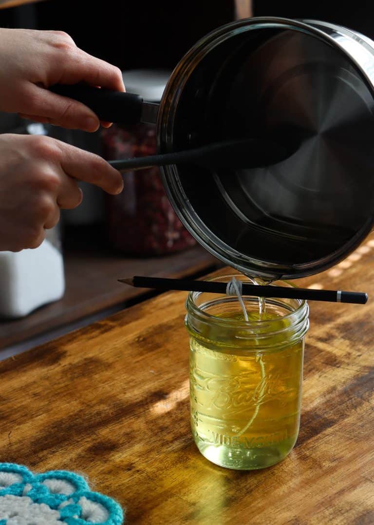 How to Make Tallow Candles - Tulips and Twill